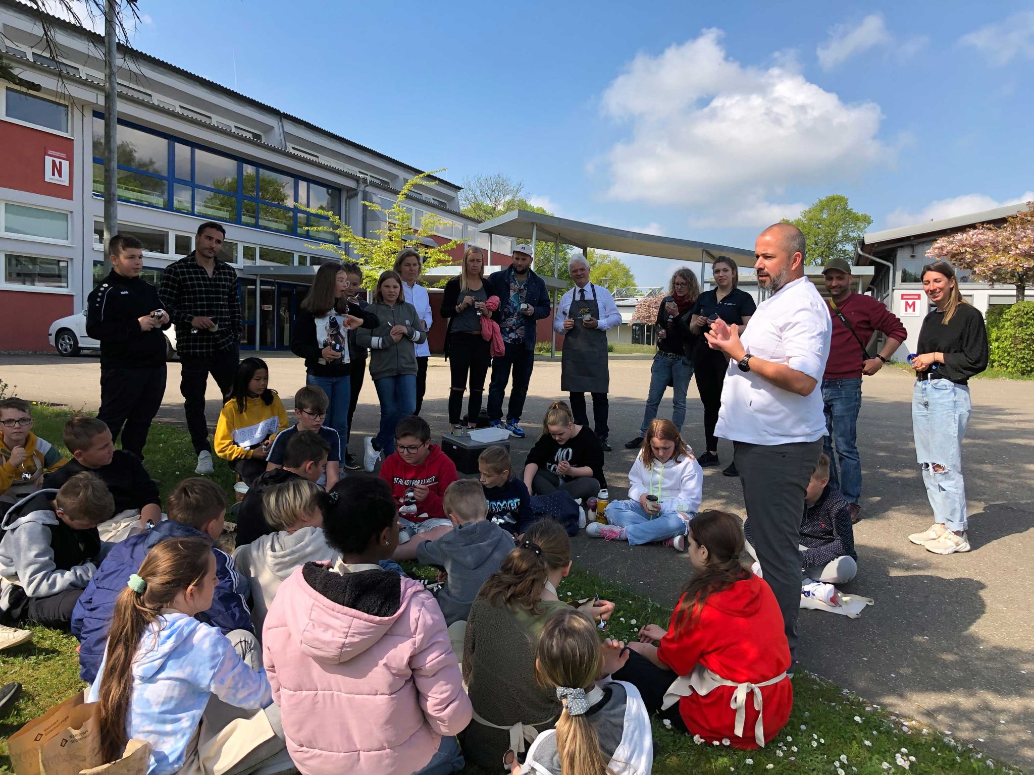 Der Kochbus zu Besuch an der Sonnenlugerschule – Gemeinschaftsschule